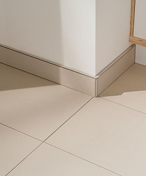 Regal™ Straight Edge Trim Ash 12.5mm | Topps Tiles