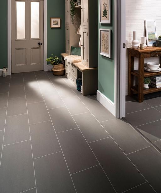 Regal® Ash Door Bar | Topps Tiles