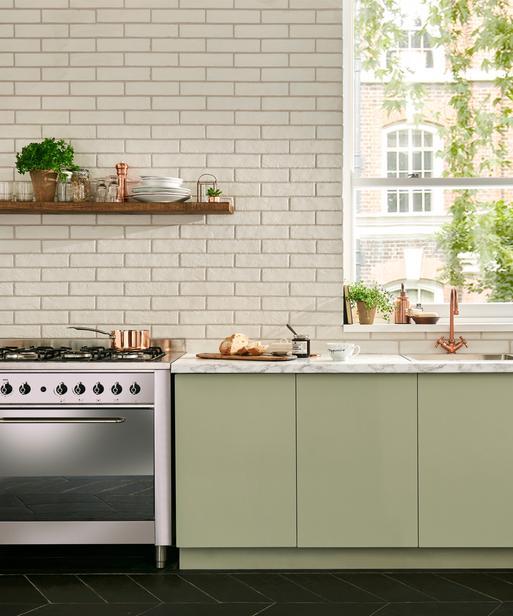 Hartley™ White Tile | Topps Tiles