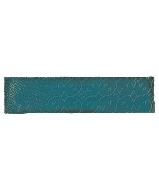 Lampas™ Peacock Pattern Tile | Topps Tiles