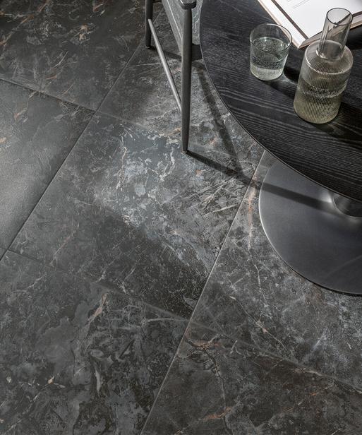 Kasota™ Charcoal Tile (60.5cm x 60.5cm) | Topps Tiles