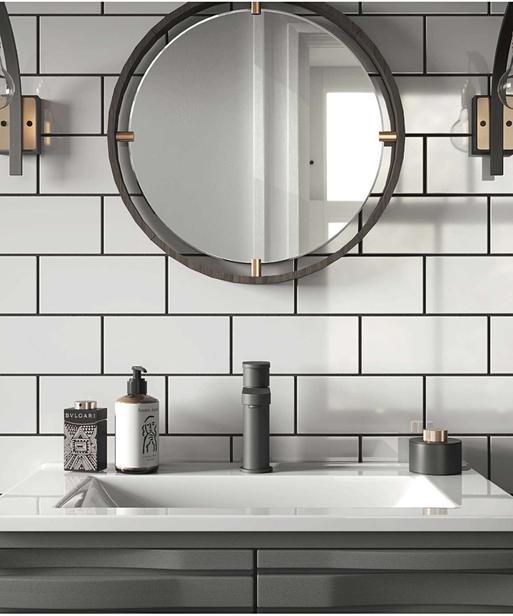 Matrix® Diamond White Gloss Tile (9.8cm x 19.8cm) | Topps Tiles