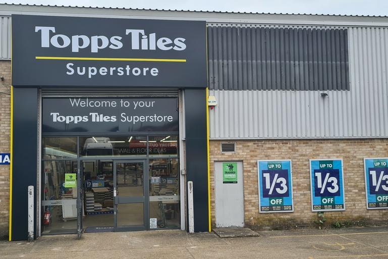 Tile Shop Luton | Topps Tiles