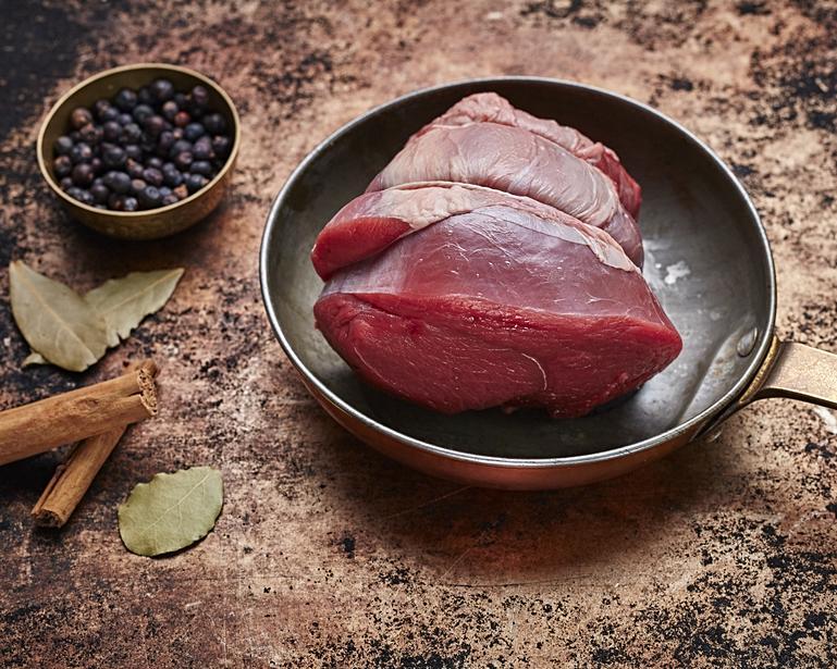 Mini Venison Roasting Joint (450g) | field&flower Meat